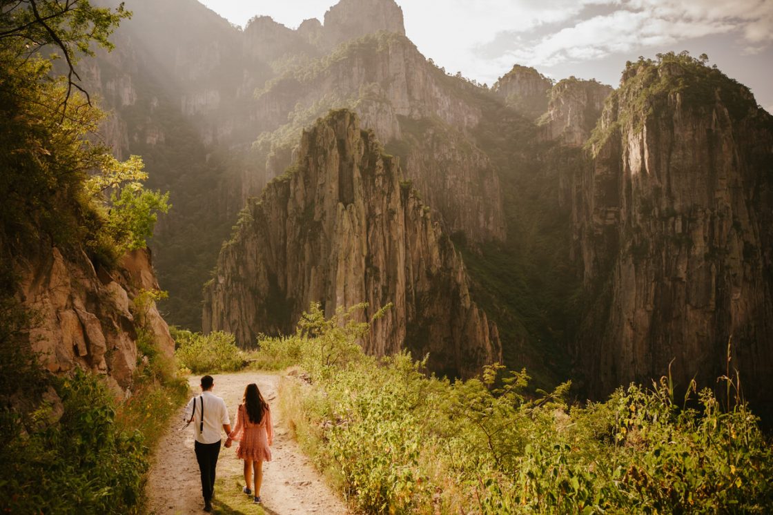 Preboda de Aventura en Kokoyome: Hassell y Mau – Sergio Quezada
